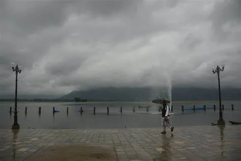 Drop in Night Temperature Accompanied by Rainfall in Various Regions of ...